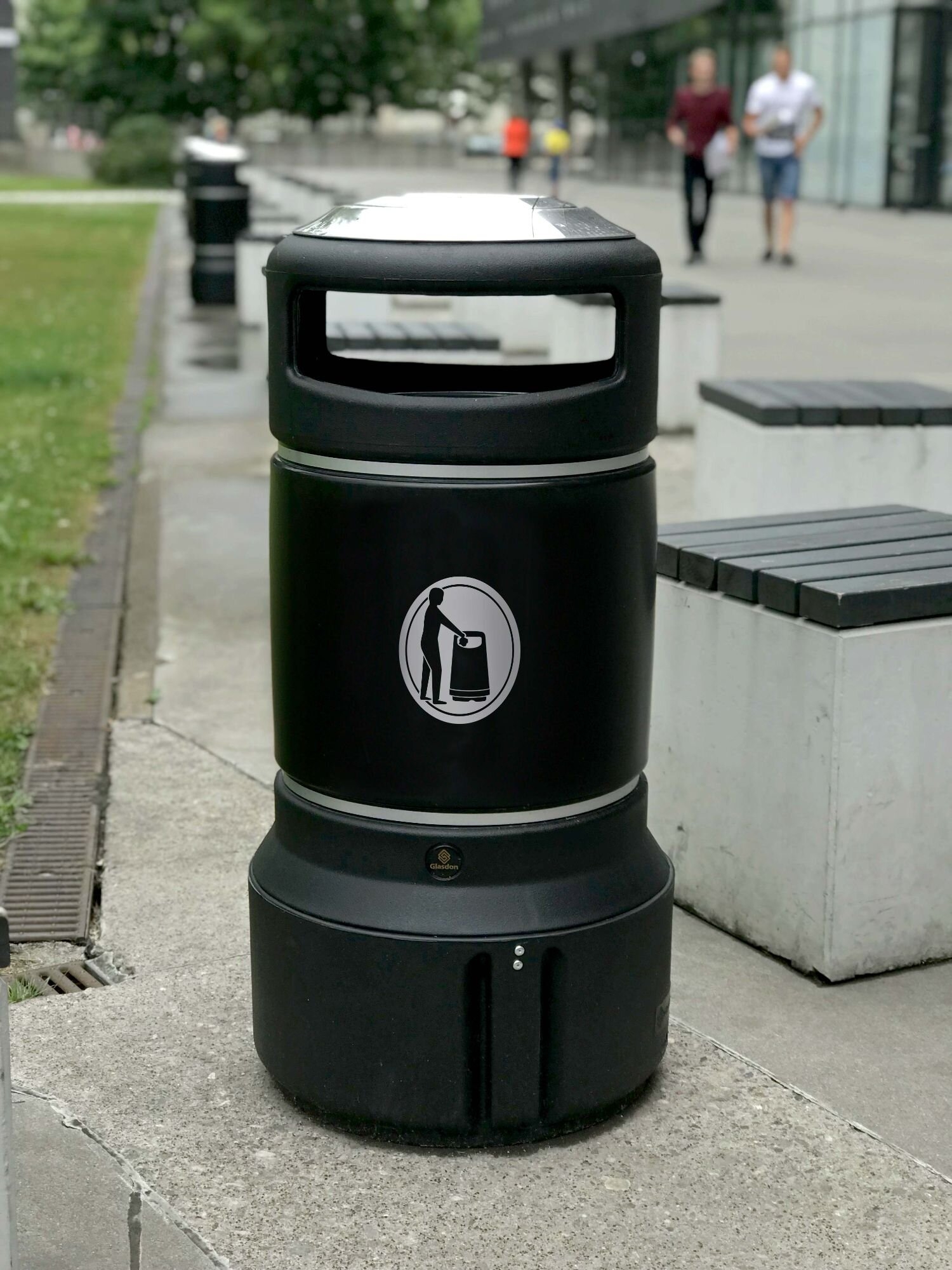 Neopolitan Waste Bin – Durable Durapol Construction