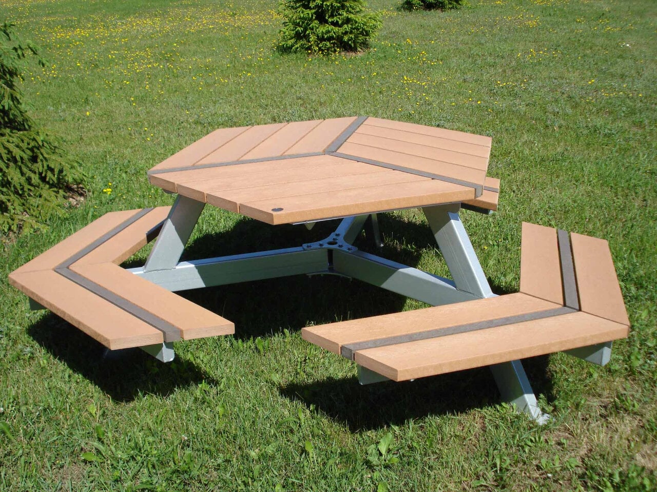 Hexagonal Picnic Table - Unique & Accessible Design